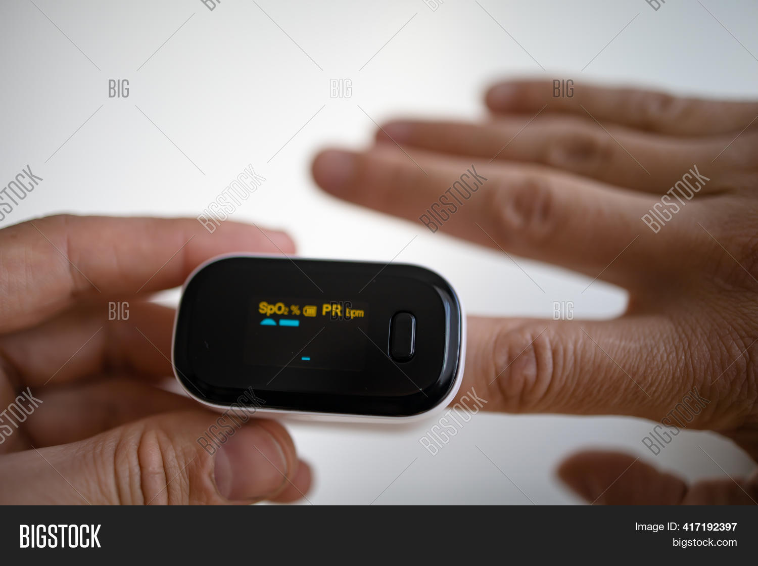Pulse Oximeter Measure Image & Photo (Free Trial) | Bigstock