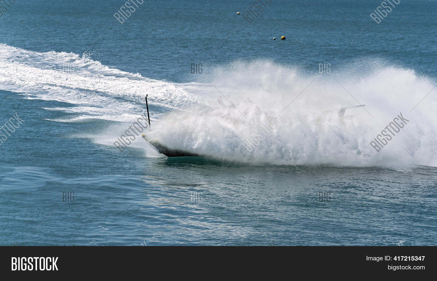 Thick Ocean Spray Image & Photo (Free Trial) | Bigstock