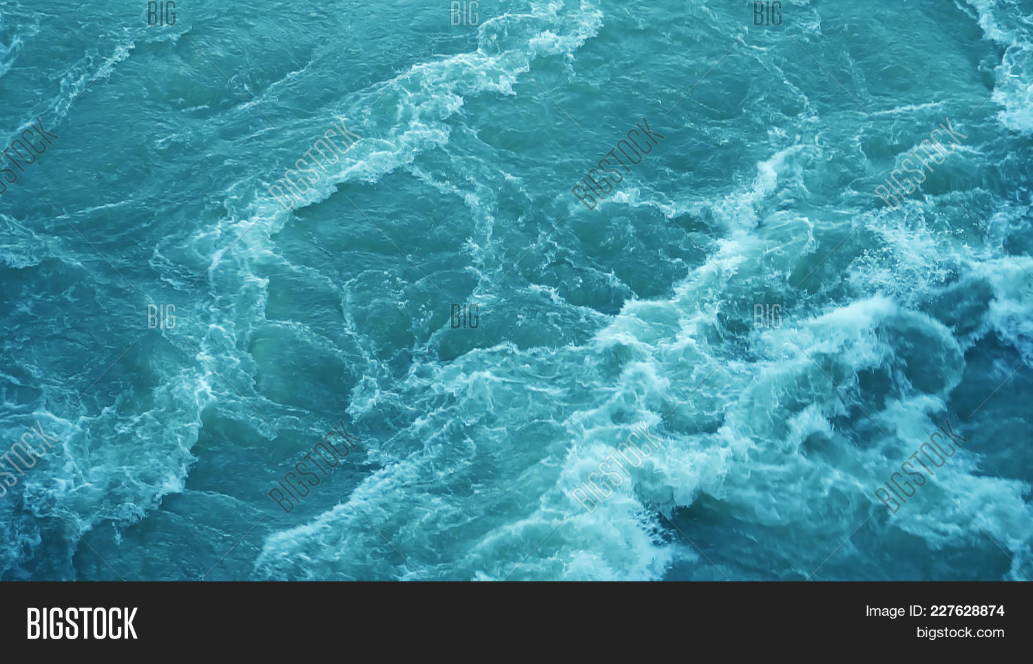 Levee Elongated Image & Photo (Free Trial) | Bigstock