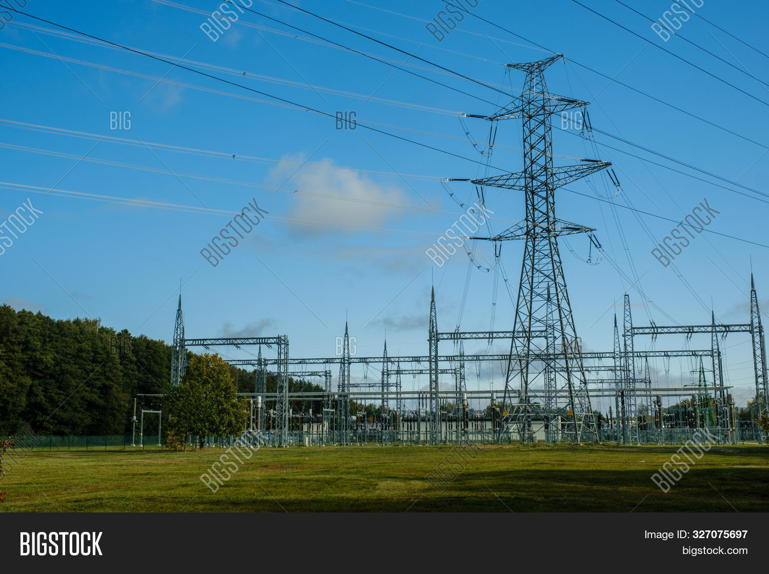 Iron Utility Pole High Image & Photo (Free Trial) | Bigstock