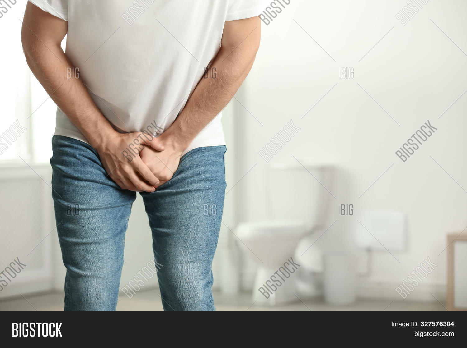 Imagen y foto Man Suffering Pain (prueba gratis) | Bigstock