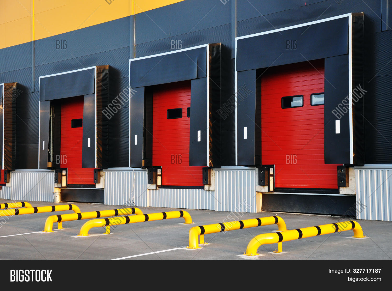 Empty Loading Dock Image & Photo (Free Trial) | Bigstock