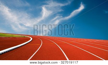 Running Track Athletes Image & Photo (Free Trial) | Bigstock