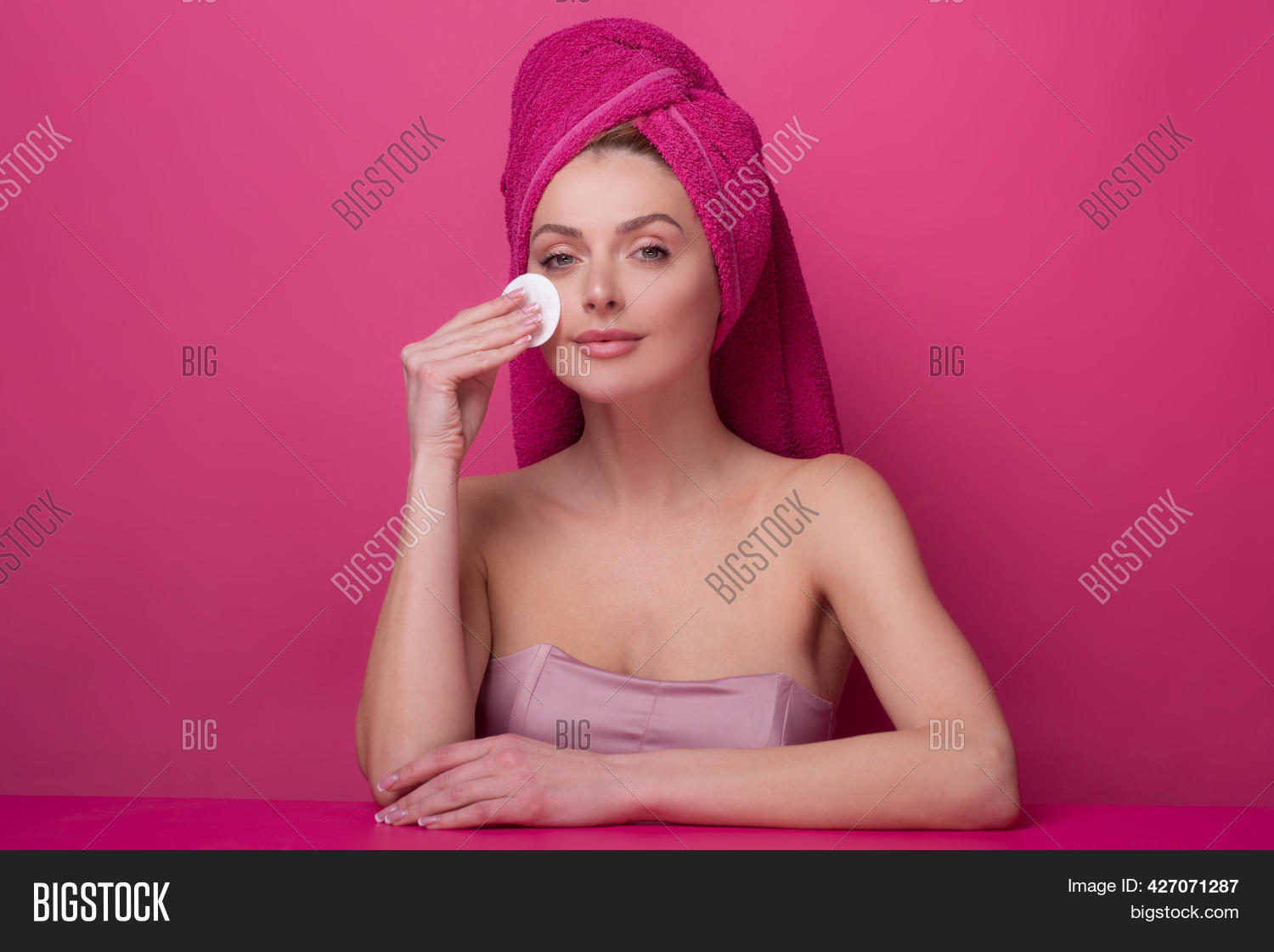 Beautiful Girl Clean Image & Photo (Free Trial) | Bigstock