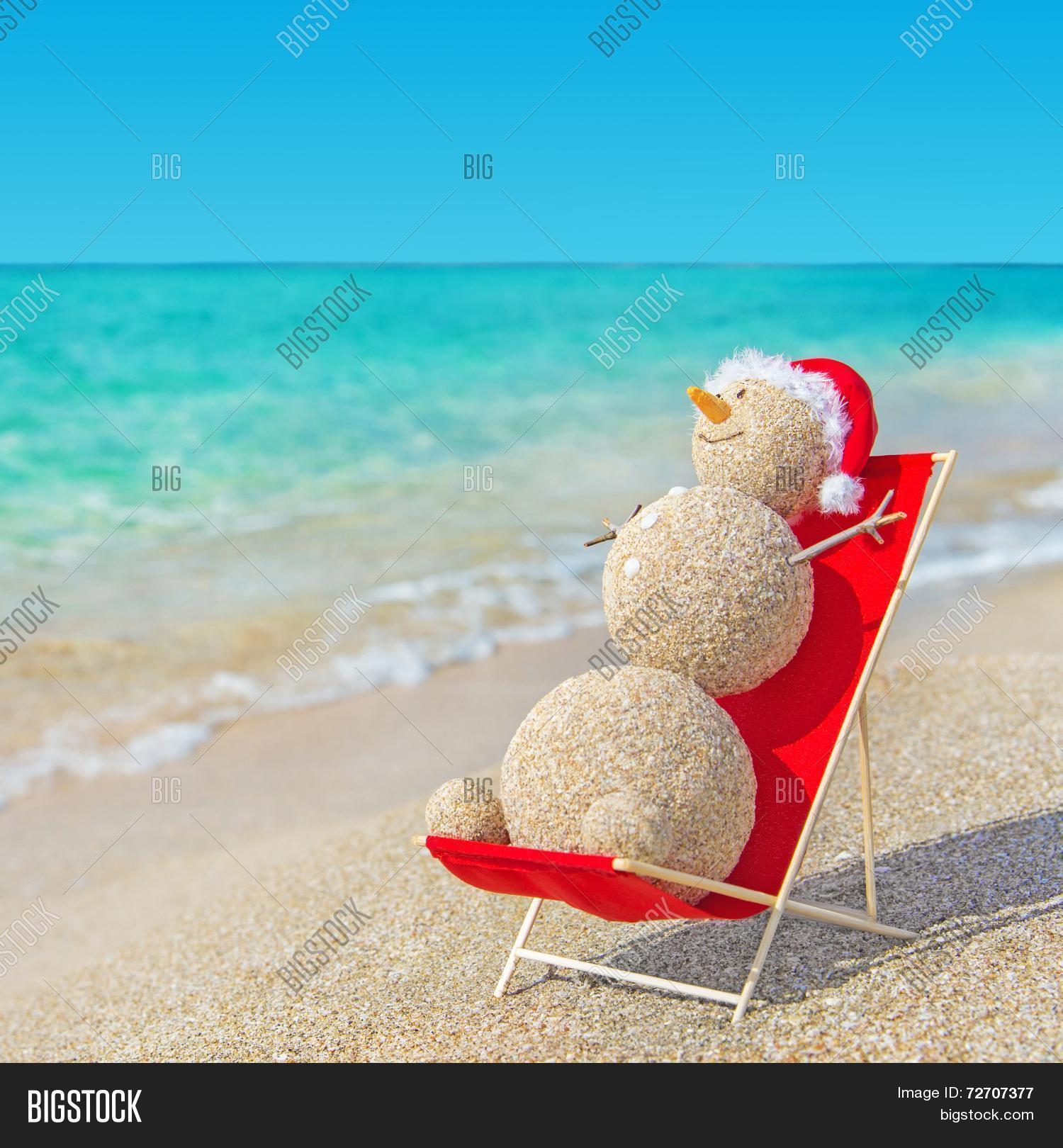 Sandy Snowman Santa Image & Photo (Free Trial) | Bigstock