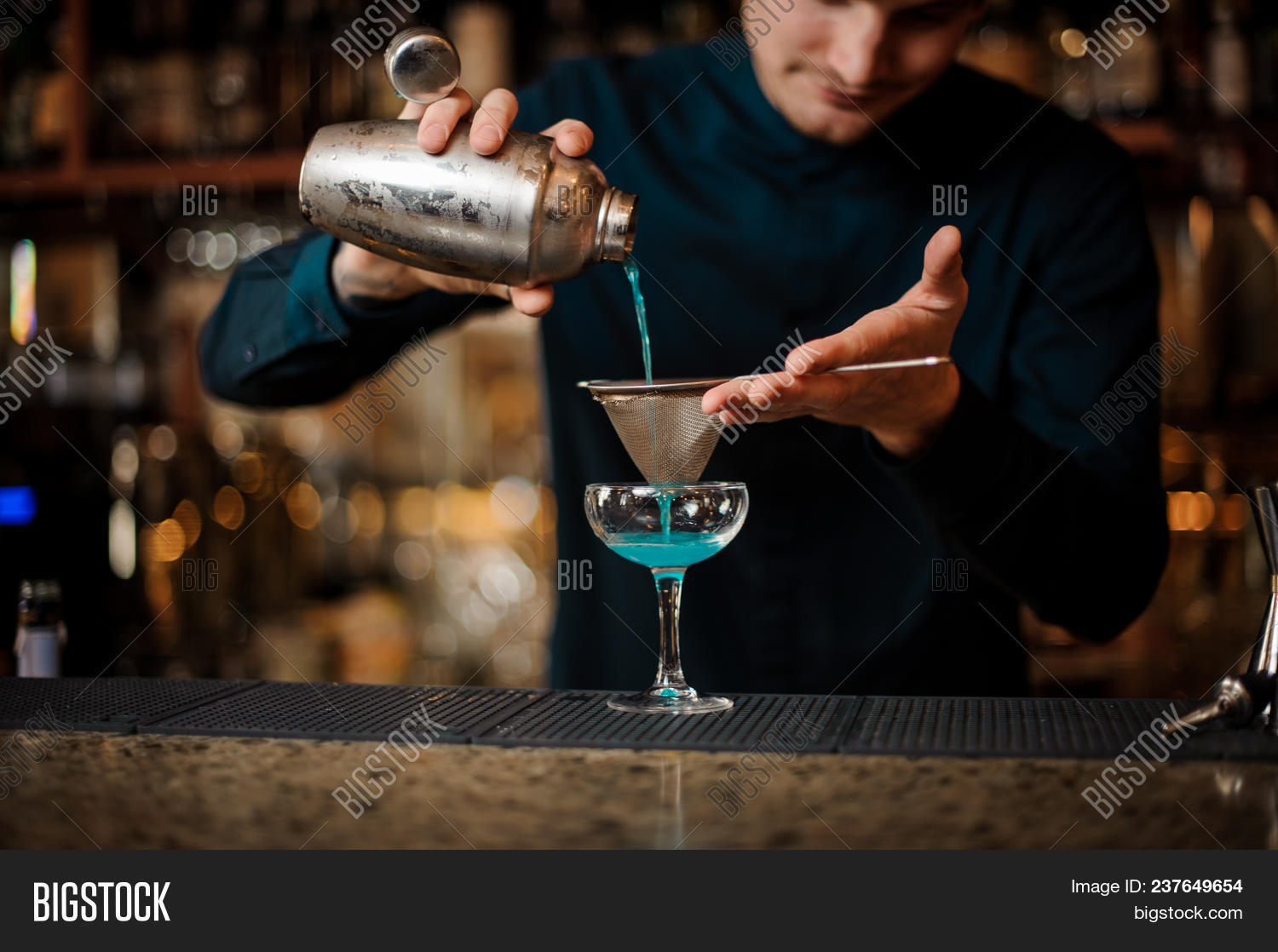 Bartender Pouring Image & Photo (Free Trial) | Bigstock