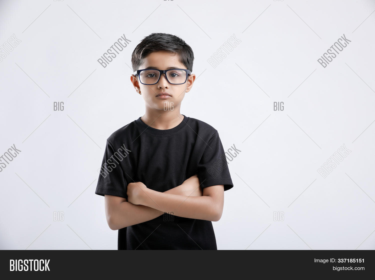 Indian Child Wearing Image & Photo (Free Trial) | Bigstock