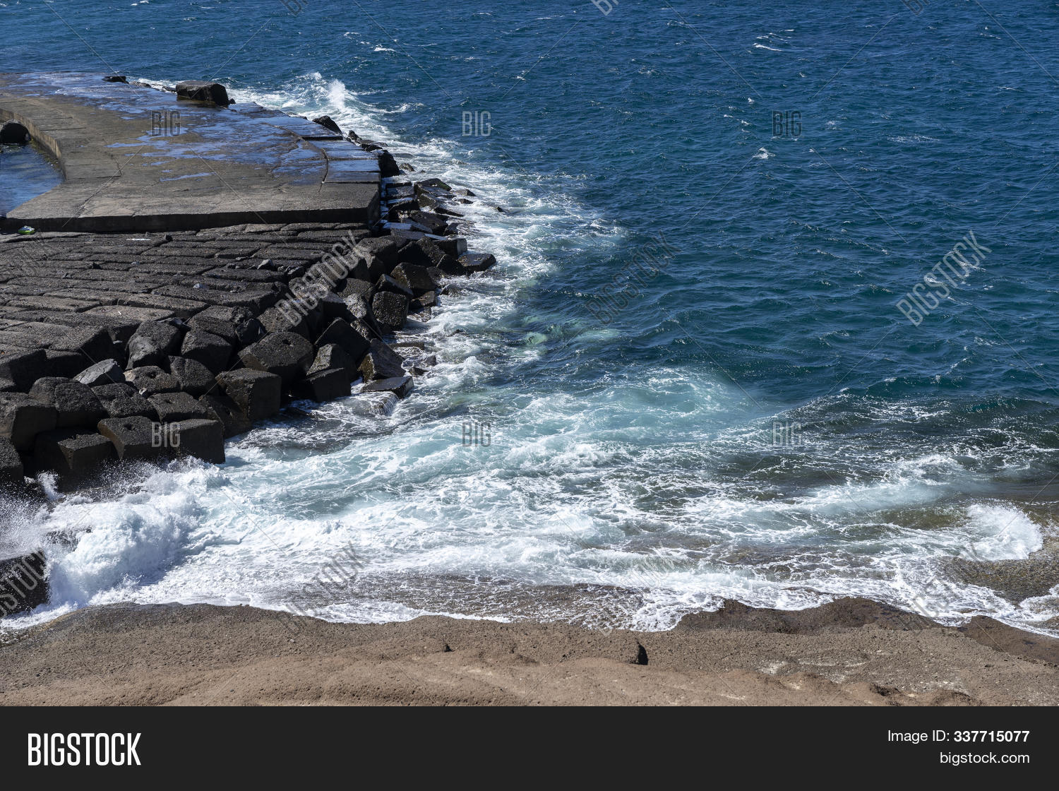 Turbulent Waves Ocean Image & Photo (Free Trial) | Bigstock