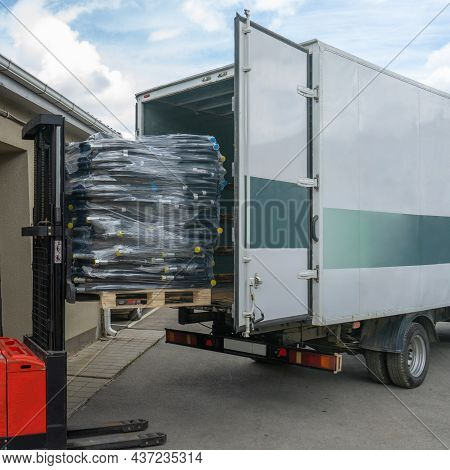 Loading Product Into Image & Photo (Free Trial) | Bigstock