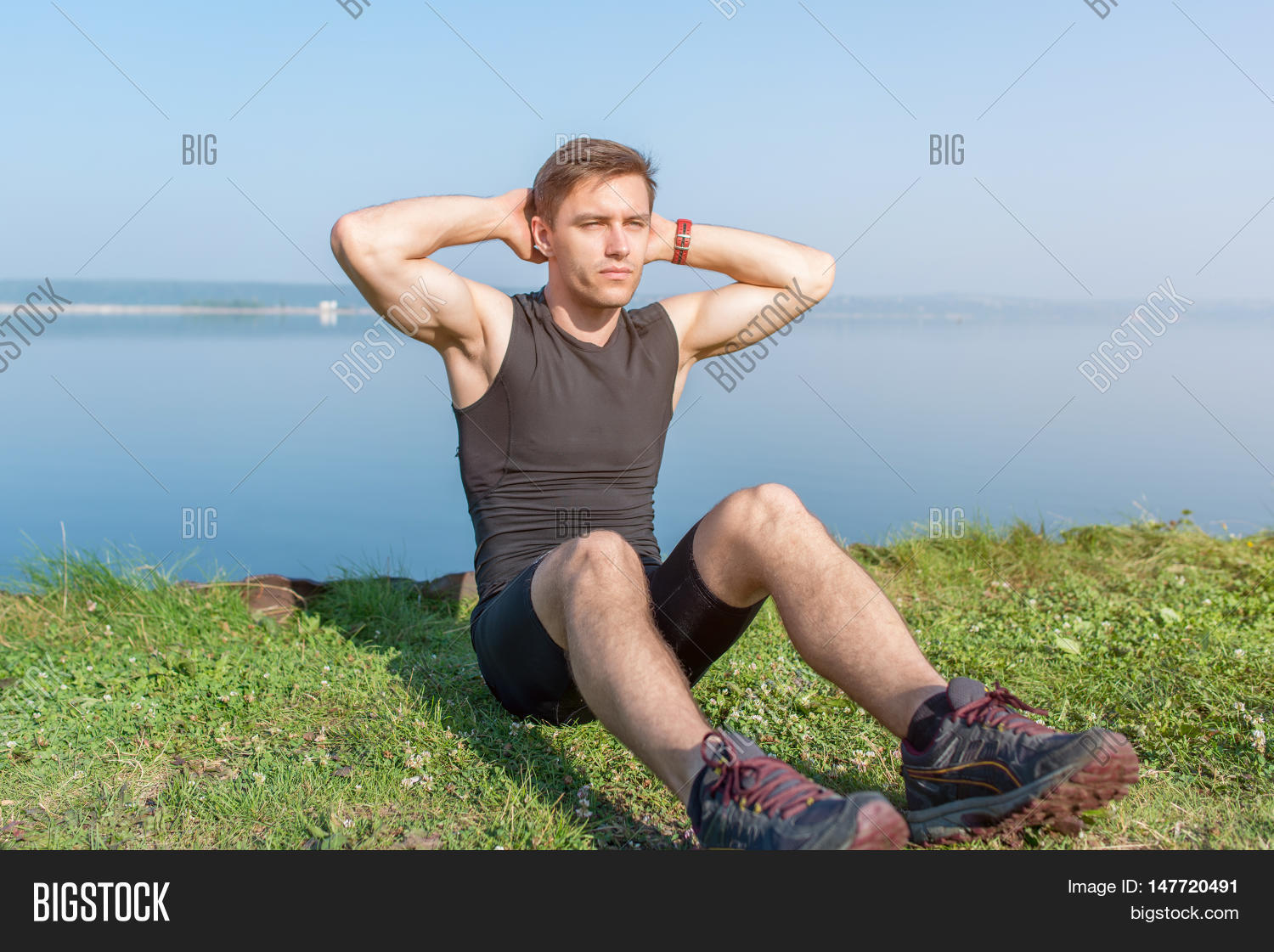Fitness Man Doing Sit Image & Photo (Free Trial) | Bigstock