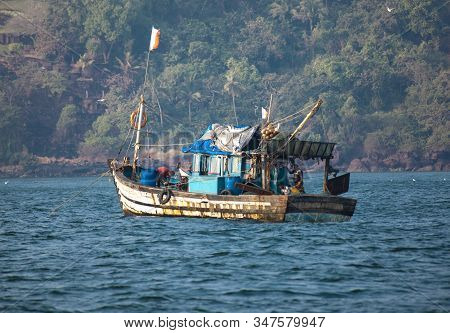 Old Indian Fishing Image & Photo (Free Trial) | Bigstock