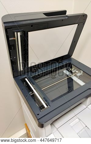 Large Copier Open Top Image & Photo (Free Trial) | Bigstock