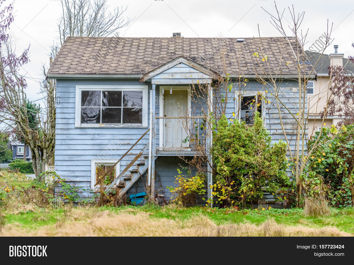 Old House Disrepair Image & Photo (Free Trial) | Bigstock