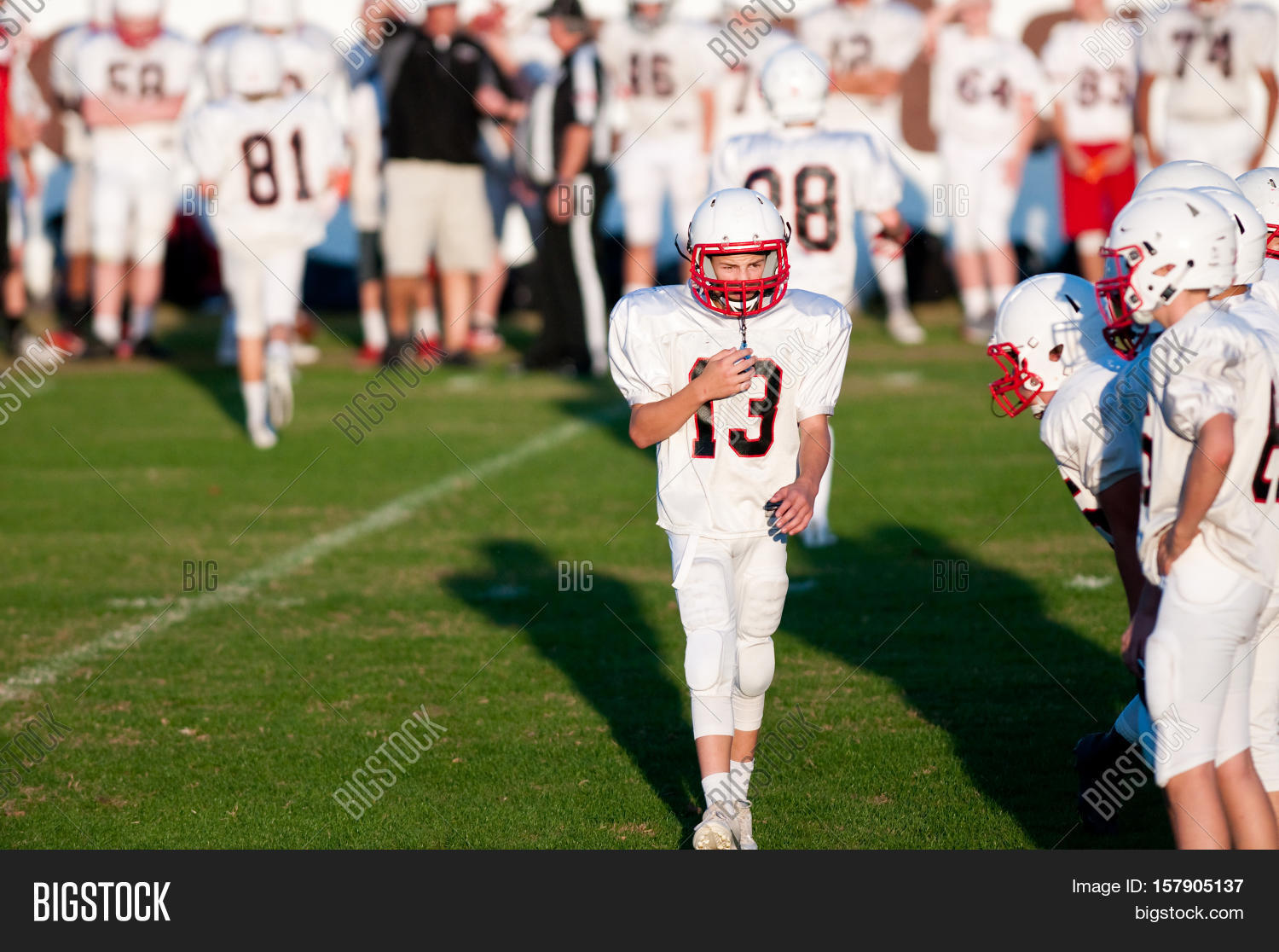 Quarterback During Image & Photo (Free Trial) | Bigstock