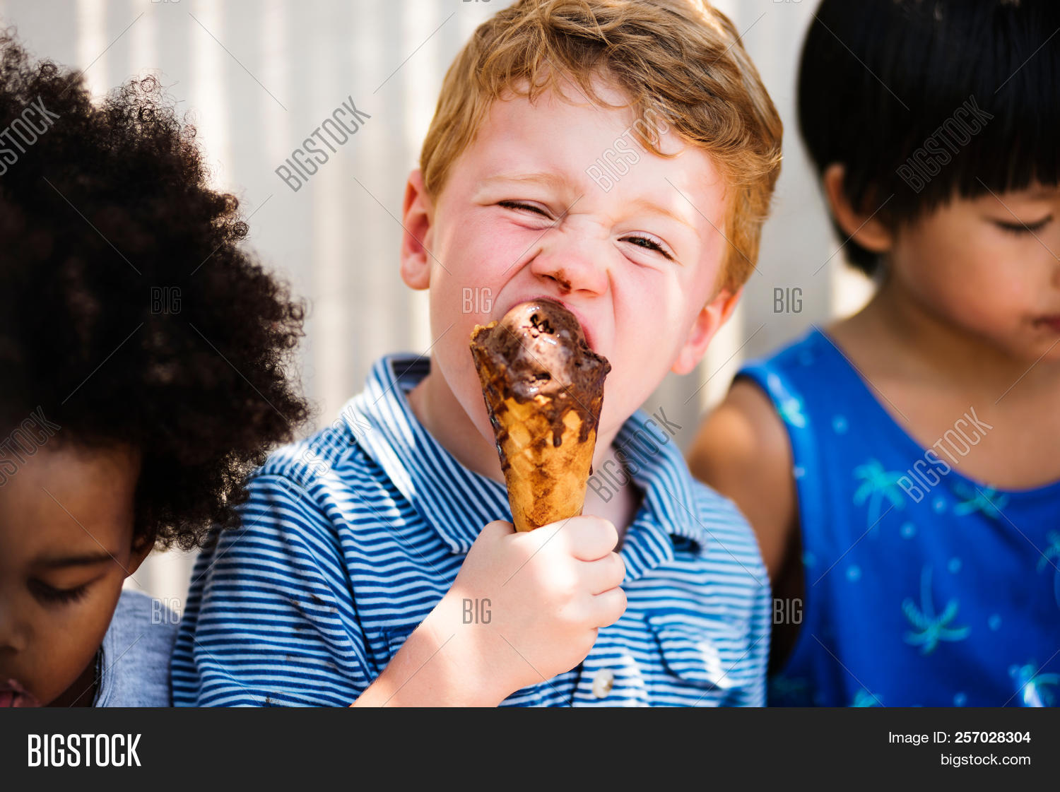 Little Kids Eating Image & Photo (Free Trial) | Bigstock