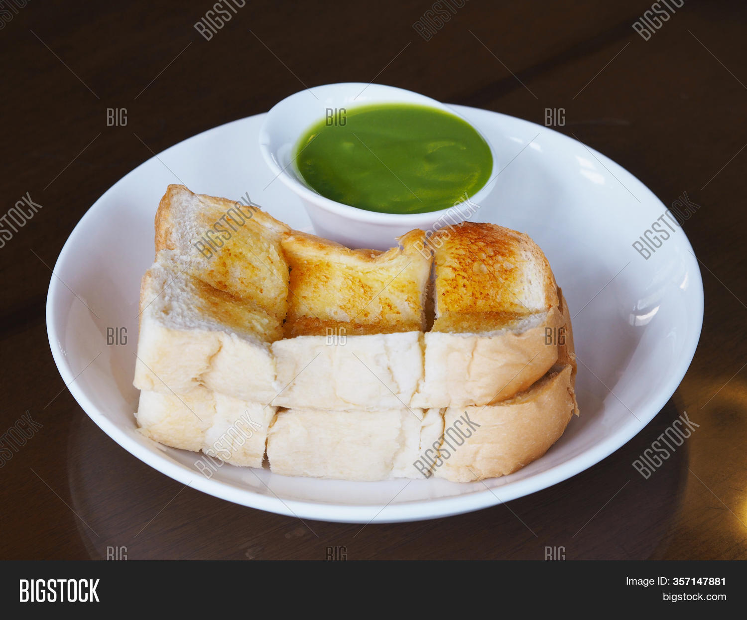 Close Toast Bread Image & Photo (Free Trial) | Bigstock