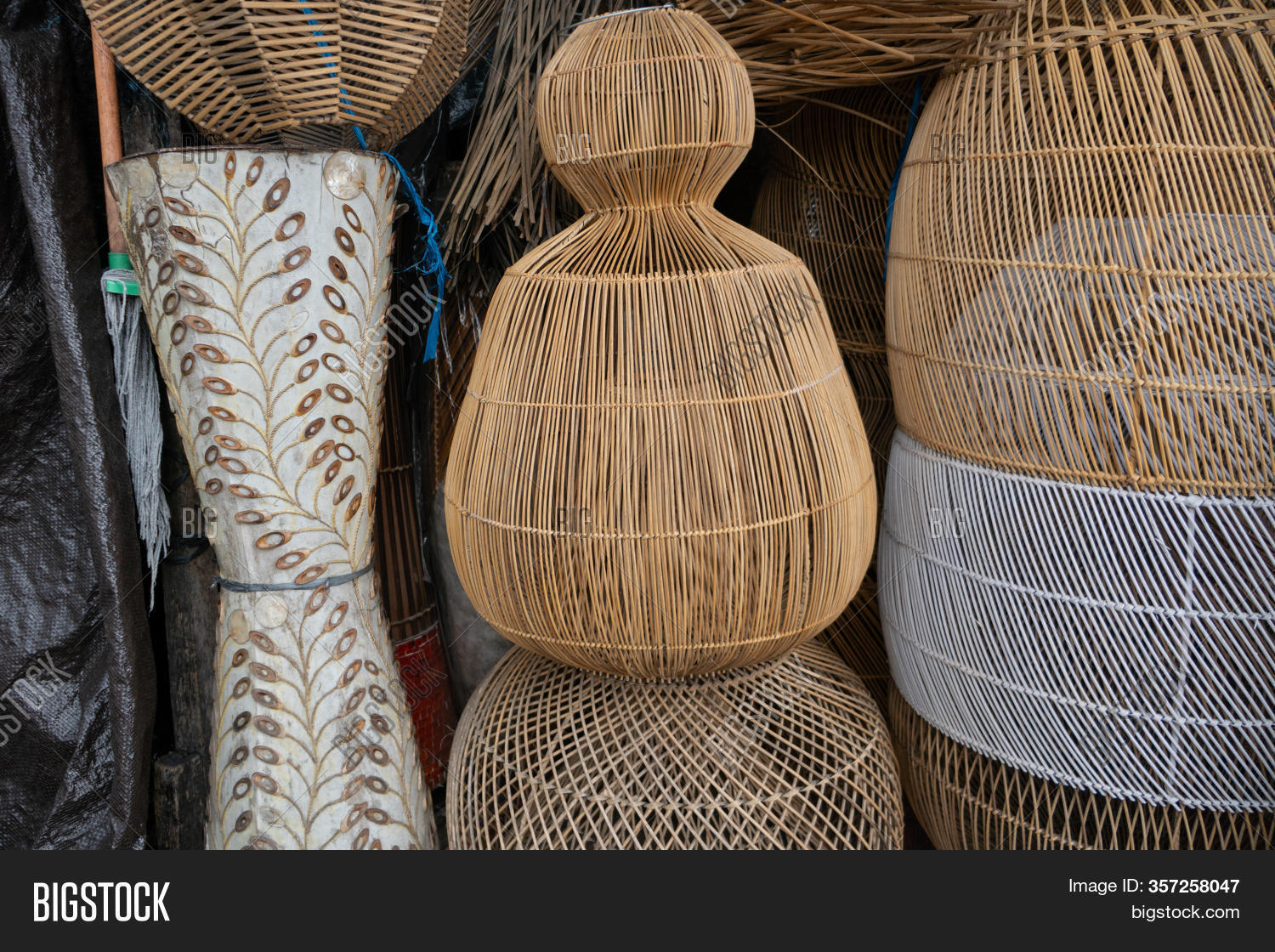 Balinese Wooden Image & Photo (Free Trial) | Bigstock
