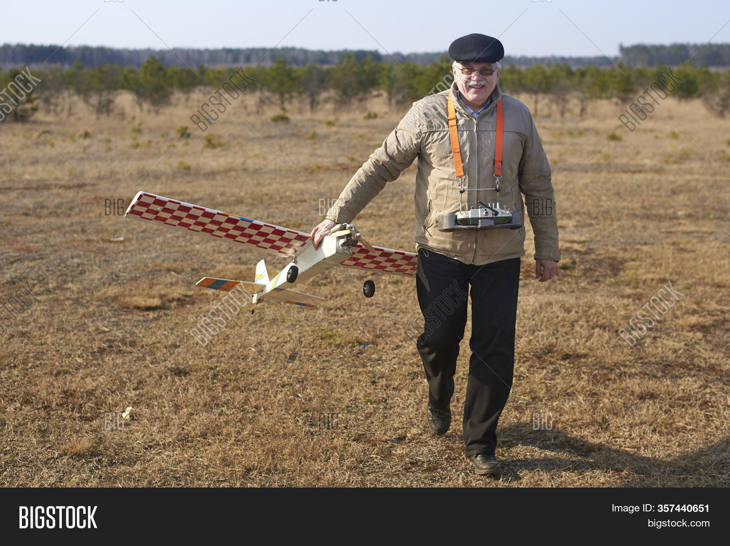 Elderly Man Holds Rc Image & Photo (Free Trial) | Bigstock