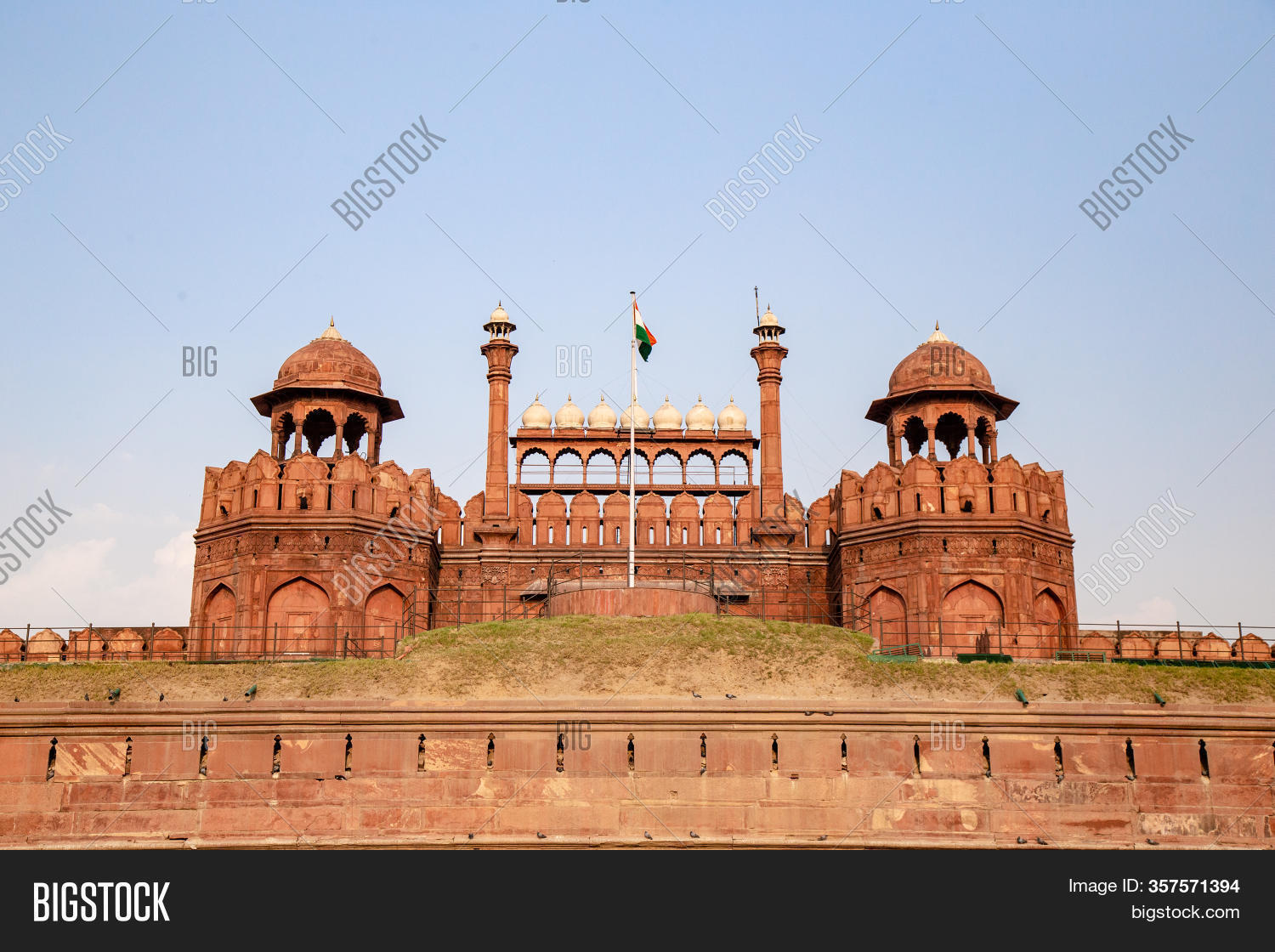Main Entrance Red Fort Image & Photo (Free Trial) | Bigstock