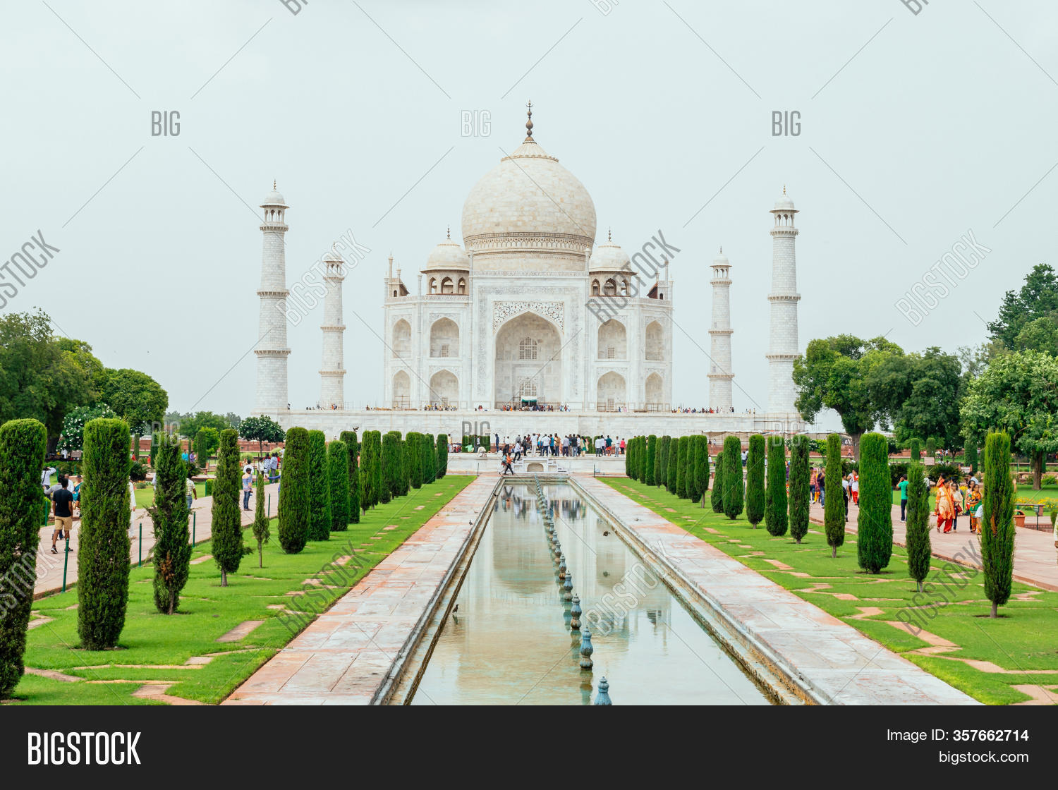 Perspective View On Image & Photo (Free Trial) | Bigstock