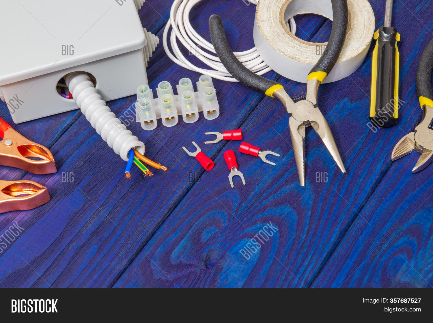 Professional Kit Spare Image & Photo (Free Trial) | Bigstock