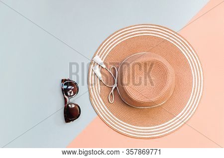 Straw Hat From Above Images, Illustrations & Vectors (Free) - Bigstock