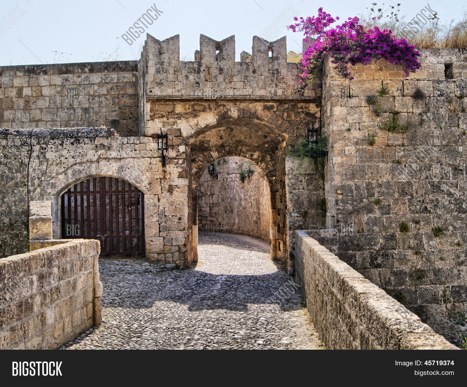 Medieval Gate Image & Photo (Free Trial) | Bigstock