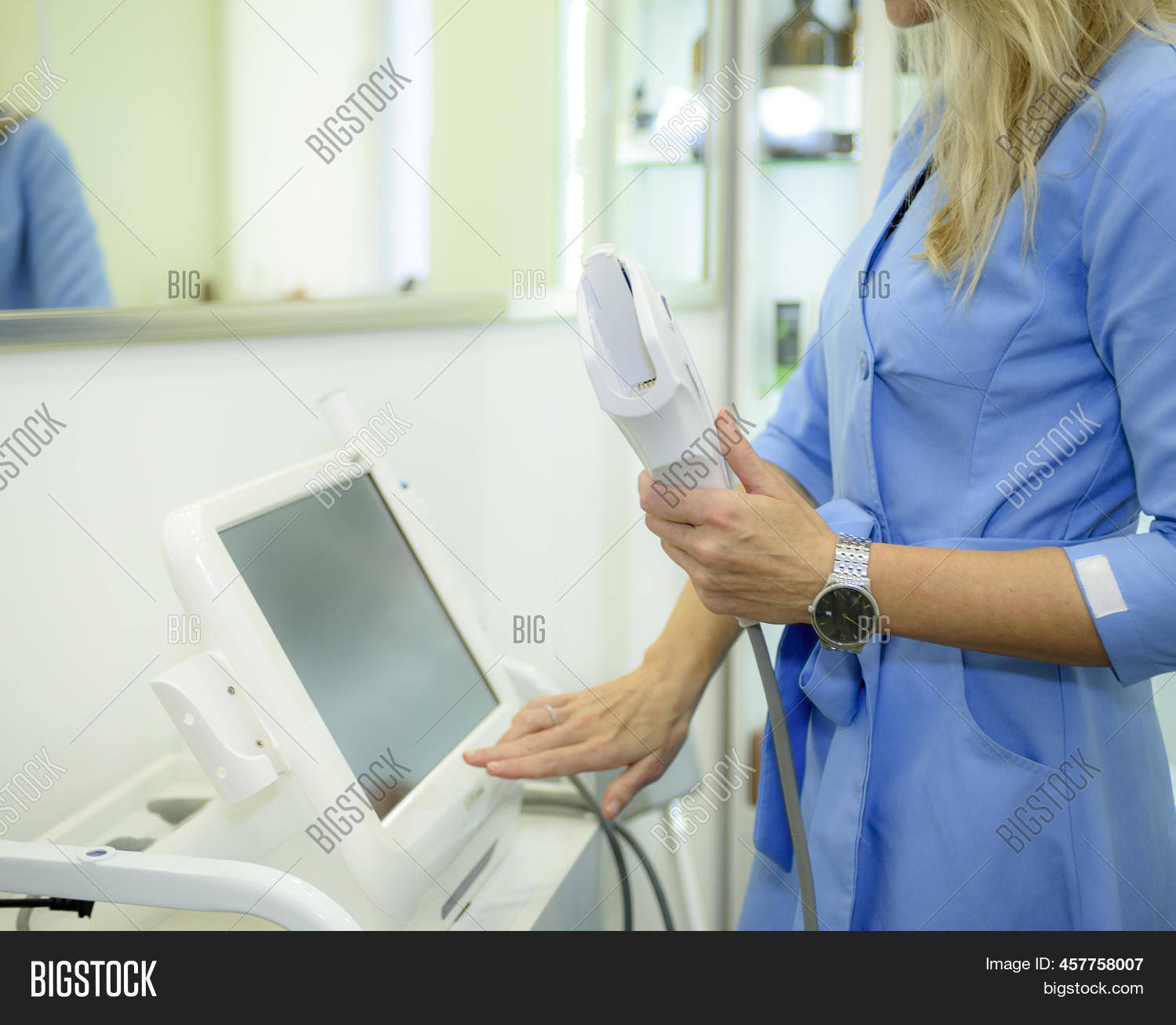 Gynecologist Adjusts Image & Photo (Free Trial) | Bigstock