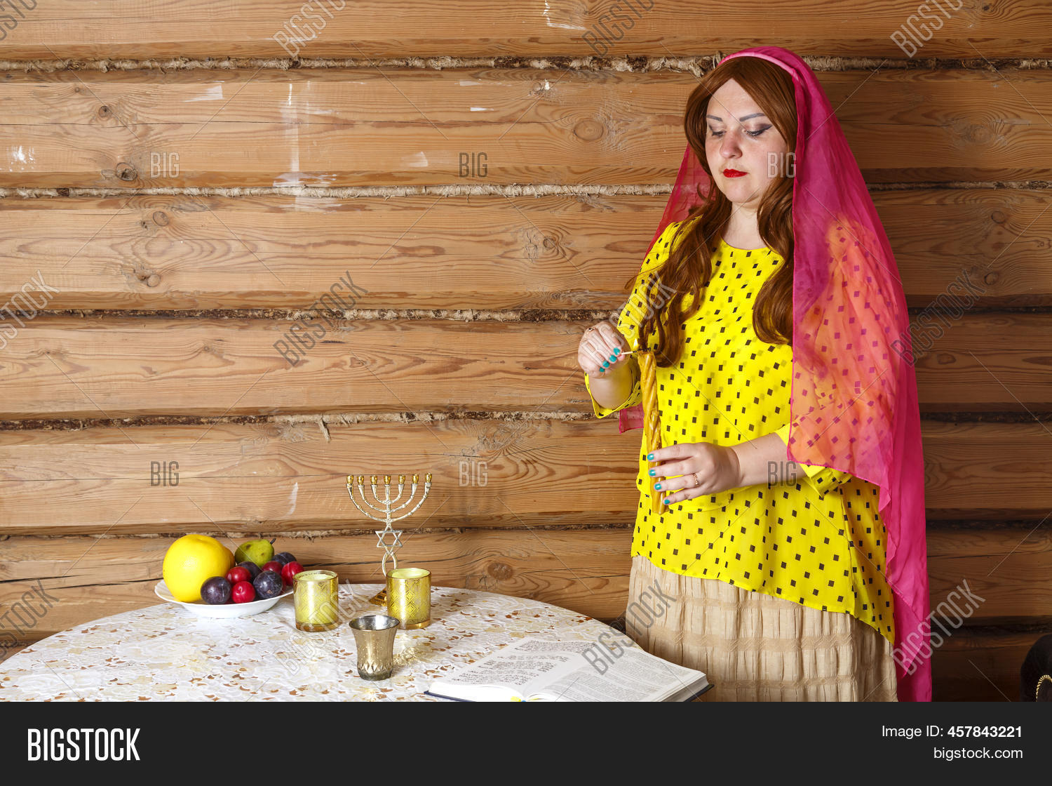 Jewish Woman Wig Veil Image & Photo (Free Trial) | Bigstock