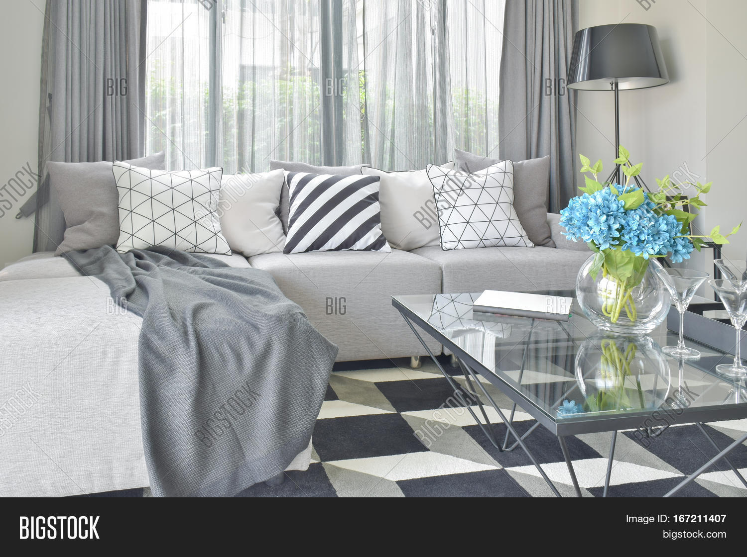 Light Gray L Shape Image & Photo (Free Trial) | Bigstock