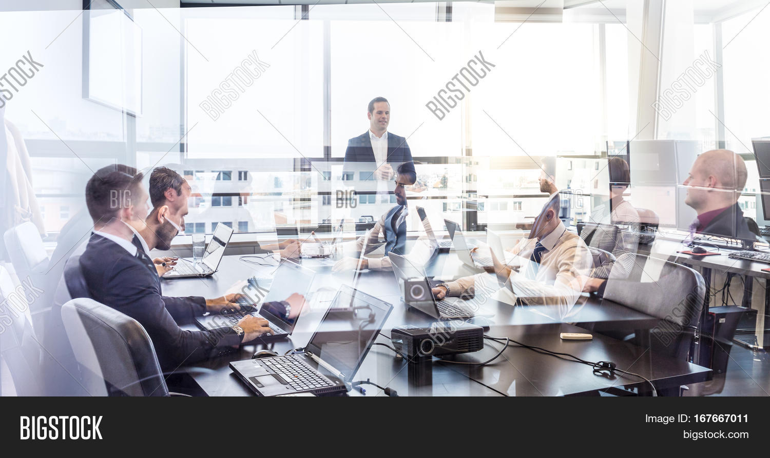 Successful Team Leader Image & Photo (Free Trial) | Bigstock