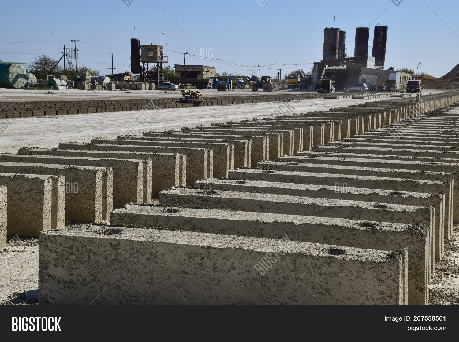 Cinder Blocks Lie On Image & Photo (Free Trial) | Bigstock