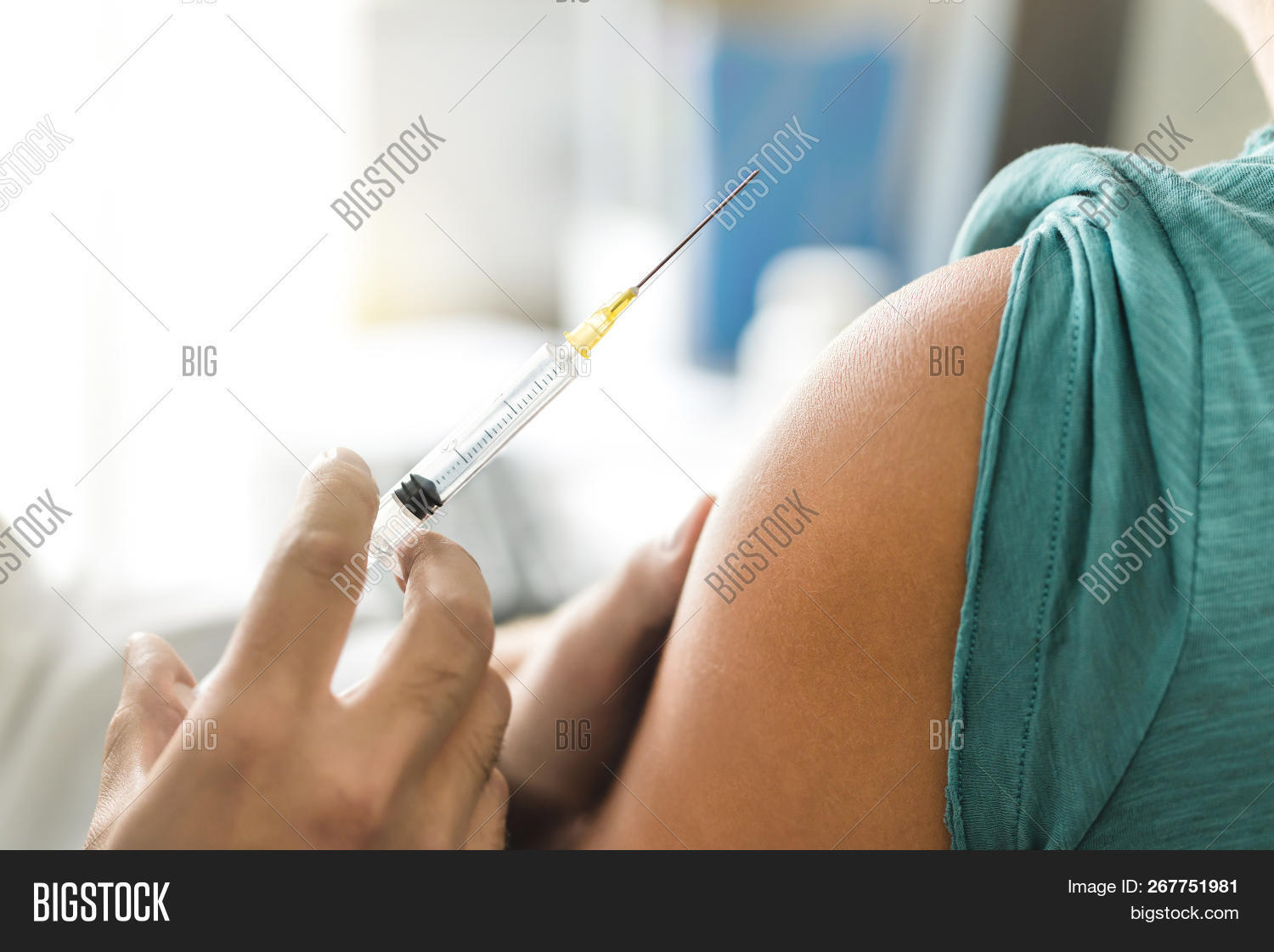Vaccine Flu Shot Image & Photo (Free Trial) | Bigstock