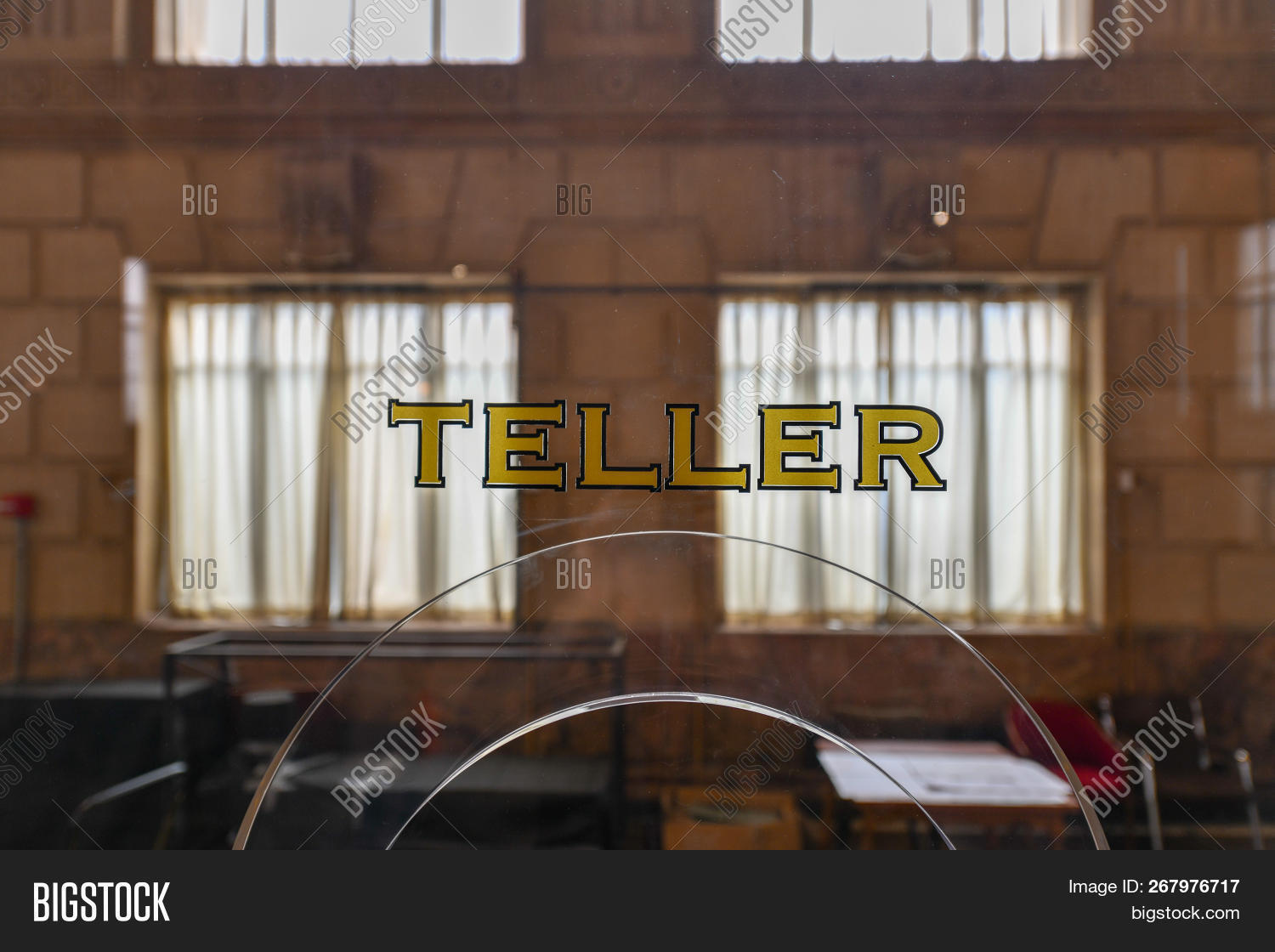 Old Fashioned Bank Image & Photo (Free Trial) | Bigstock