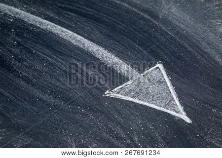 Messy Arrows Images, Illustrations & Vectors (Free) - Bigstock