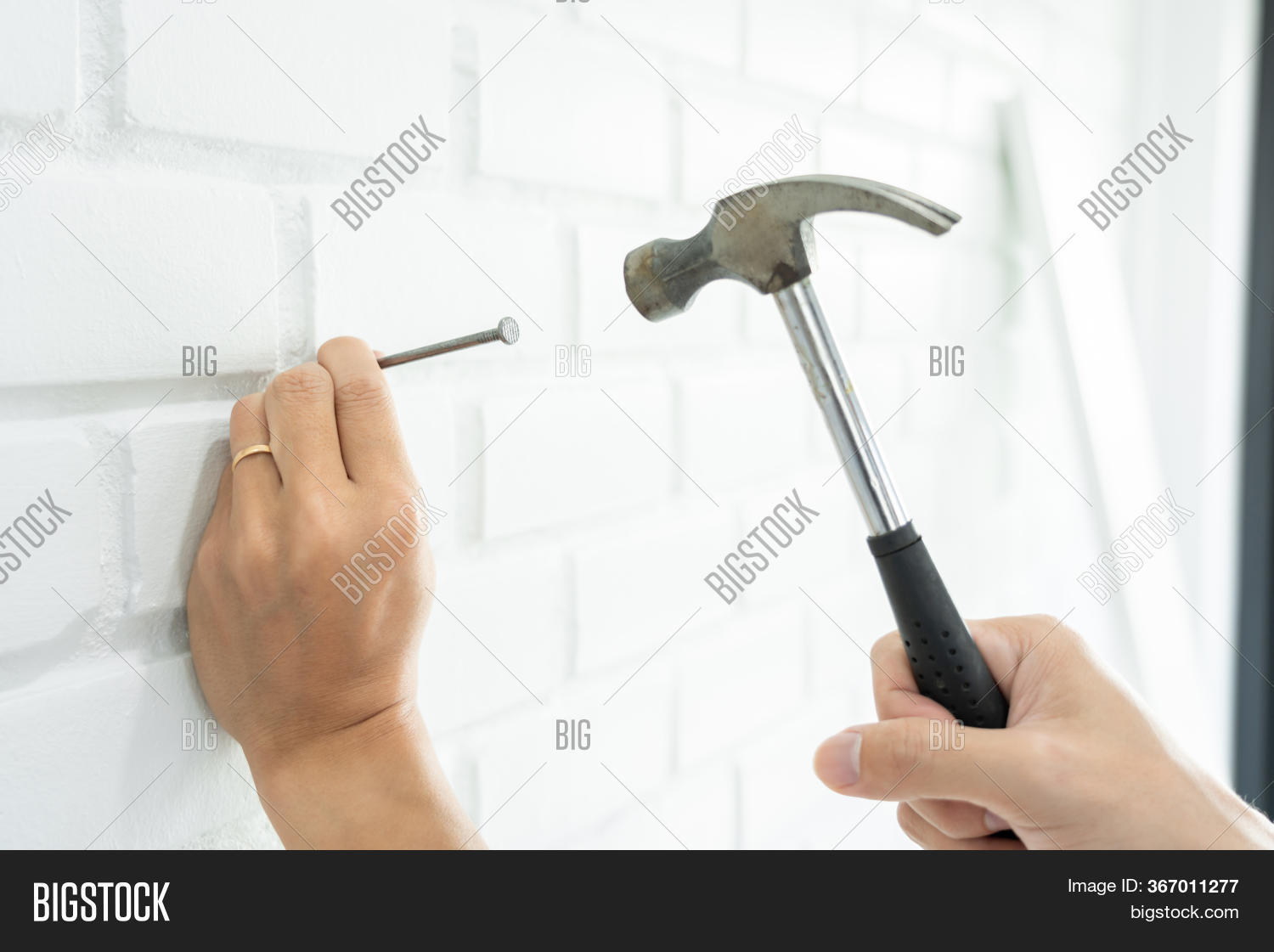 Handyman Hammering Image & Photo (Free Trial) | Bigstock