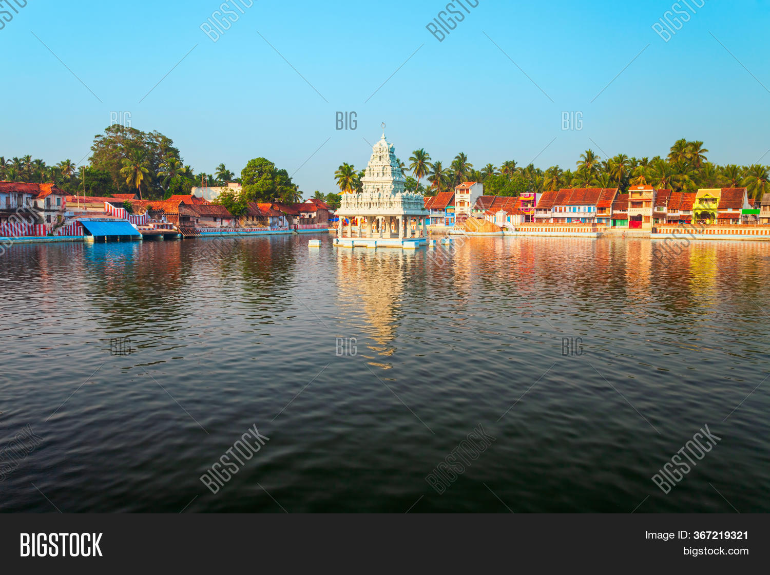 Thanumalayan Image & Photo (Free Trial) | Bigstock