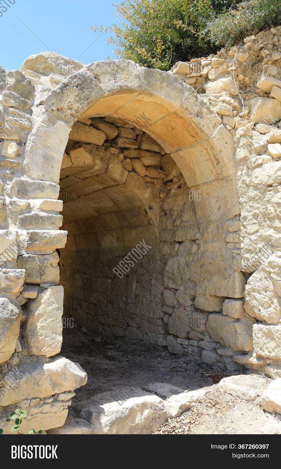 Old Stone Arch Image & Photo (Free Trial) | Bigstock