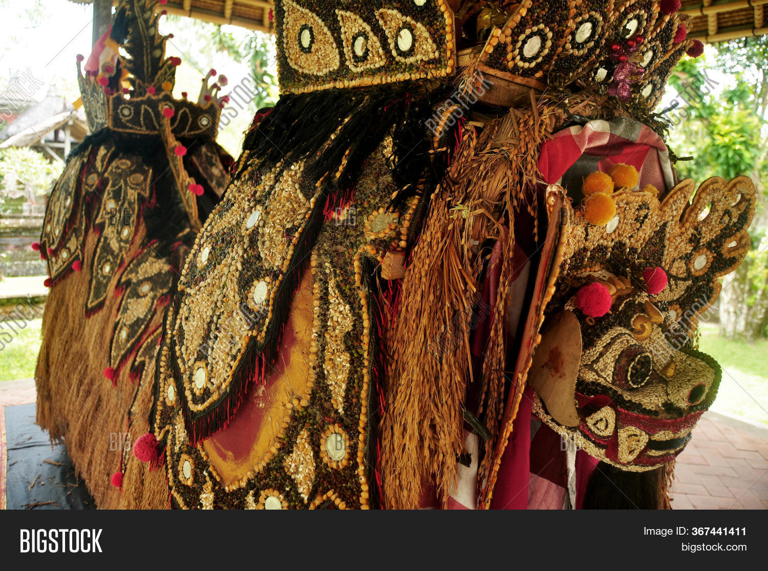 Lion Costume Bali Image & Photo (Free Trial) | Bigstock
