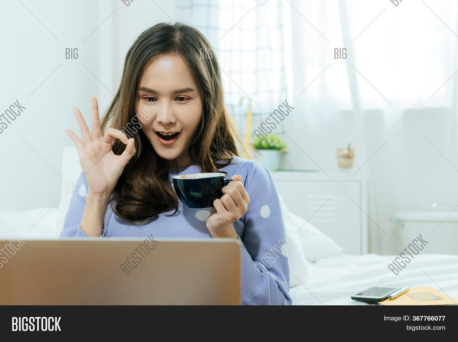 Facetime. Happy Young Image & Photo (Free Trial) | Bigstock