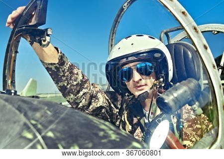 Portrait Man Pilot Image & Photo (Free Trial) | Bigstock
