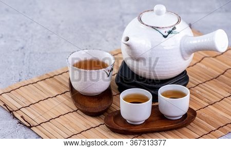 Hot Tea White Teapot Image & Photo (Free Trial) | Bigstock