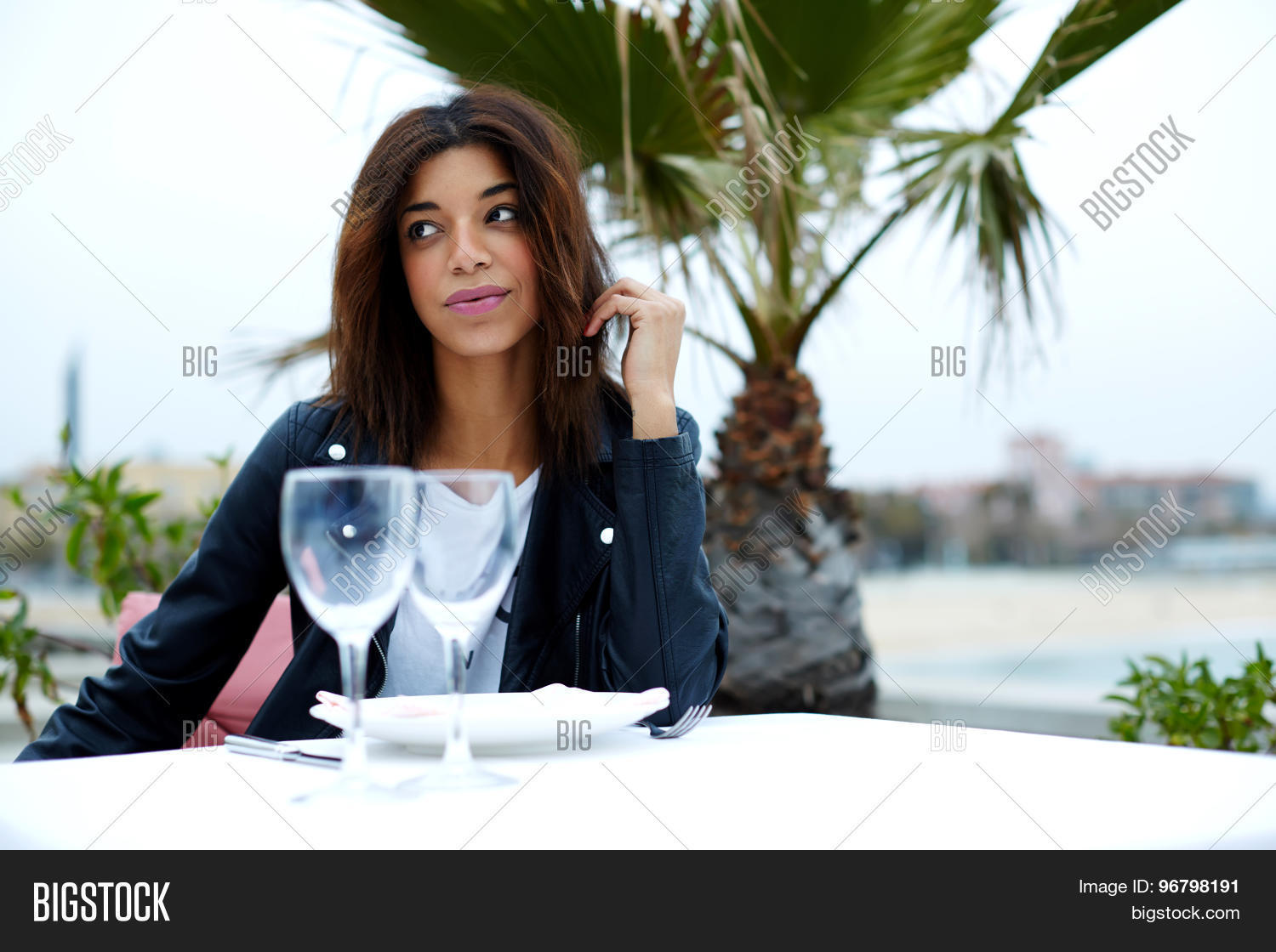 Female Tourist Smoking Image & Photo (Free Trial) | Bigstock