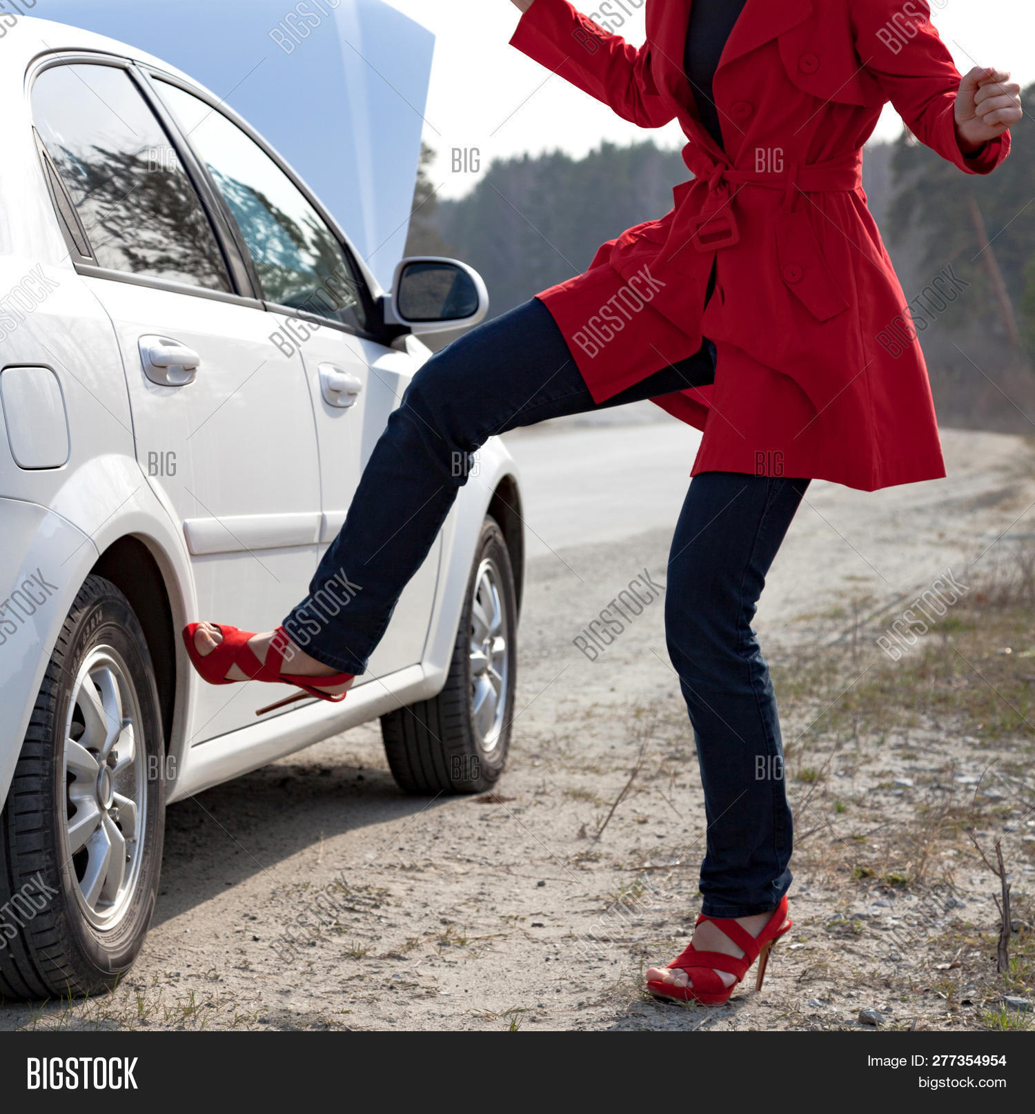 Angry Woman Kicks Car Image & Photo (Free Trial) | Bigstock