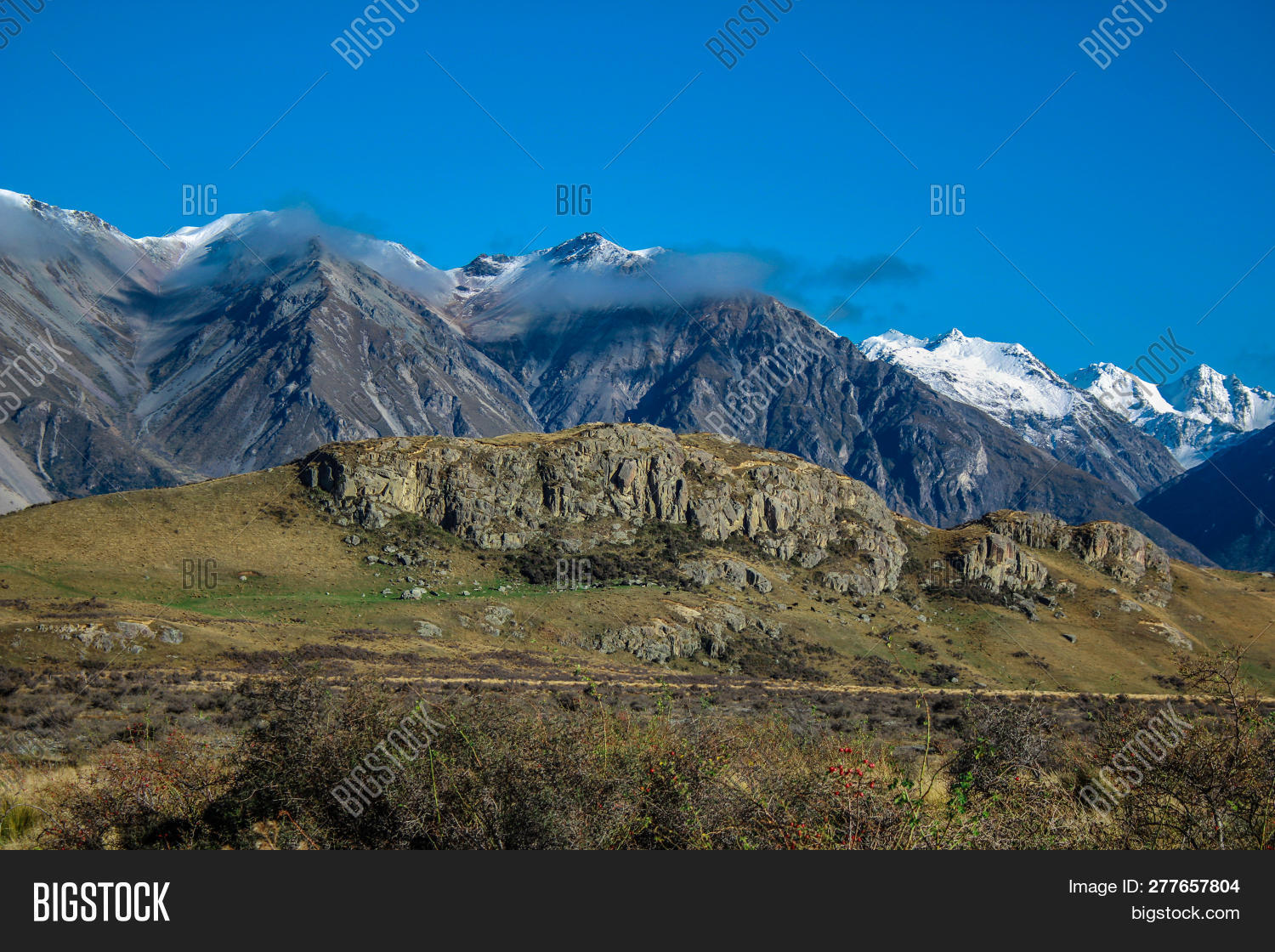Mount Sunday Landscape Image & Photo (Free Trial) | Bigstock