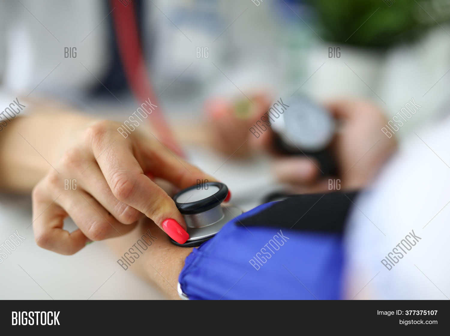 Female Doctor Measures Image & Photo (Free Trial) | Bigstock
