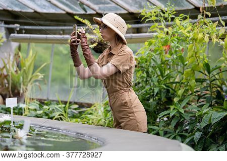 Woman Botanist Dressed Image & Photo (Free Trial) | Bigstock