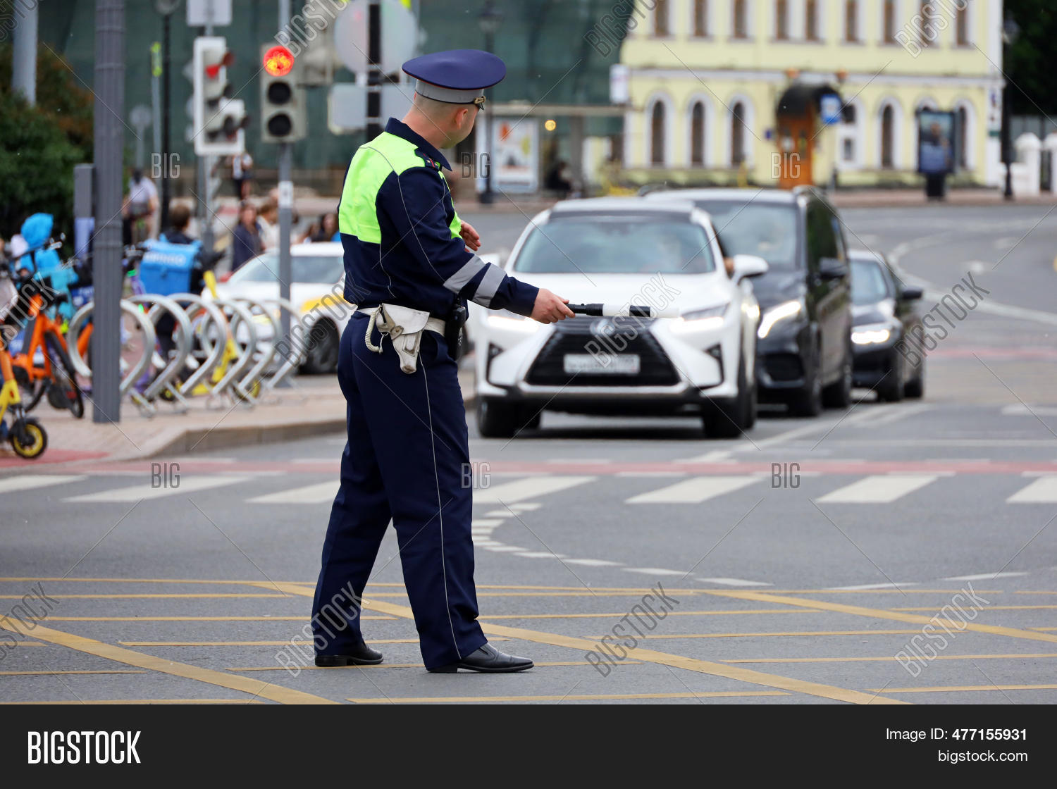 Traffic Police Officer Image & Photo (Free Trial) | Bigstock