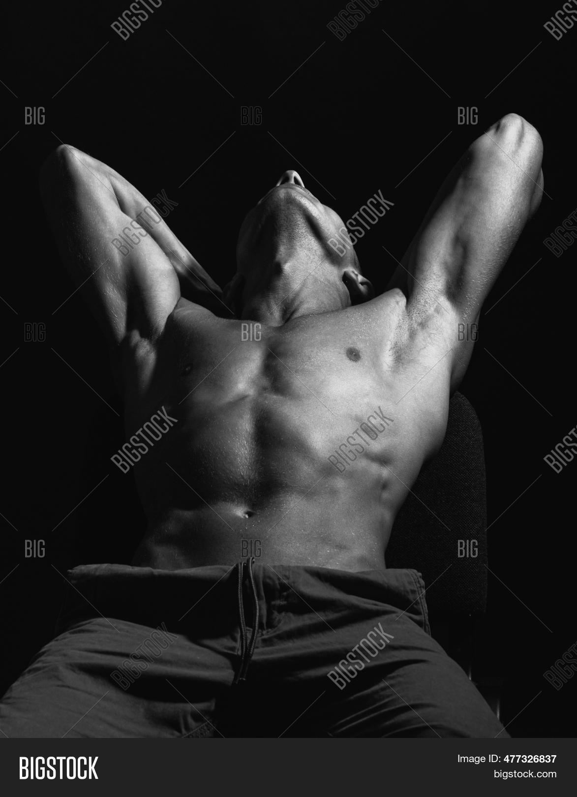 Muscular Shirtless Image And Photo Free Trial Bigstock