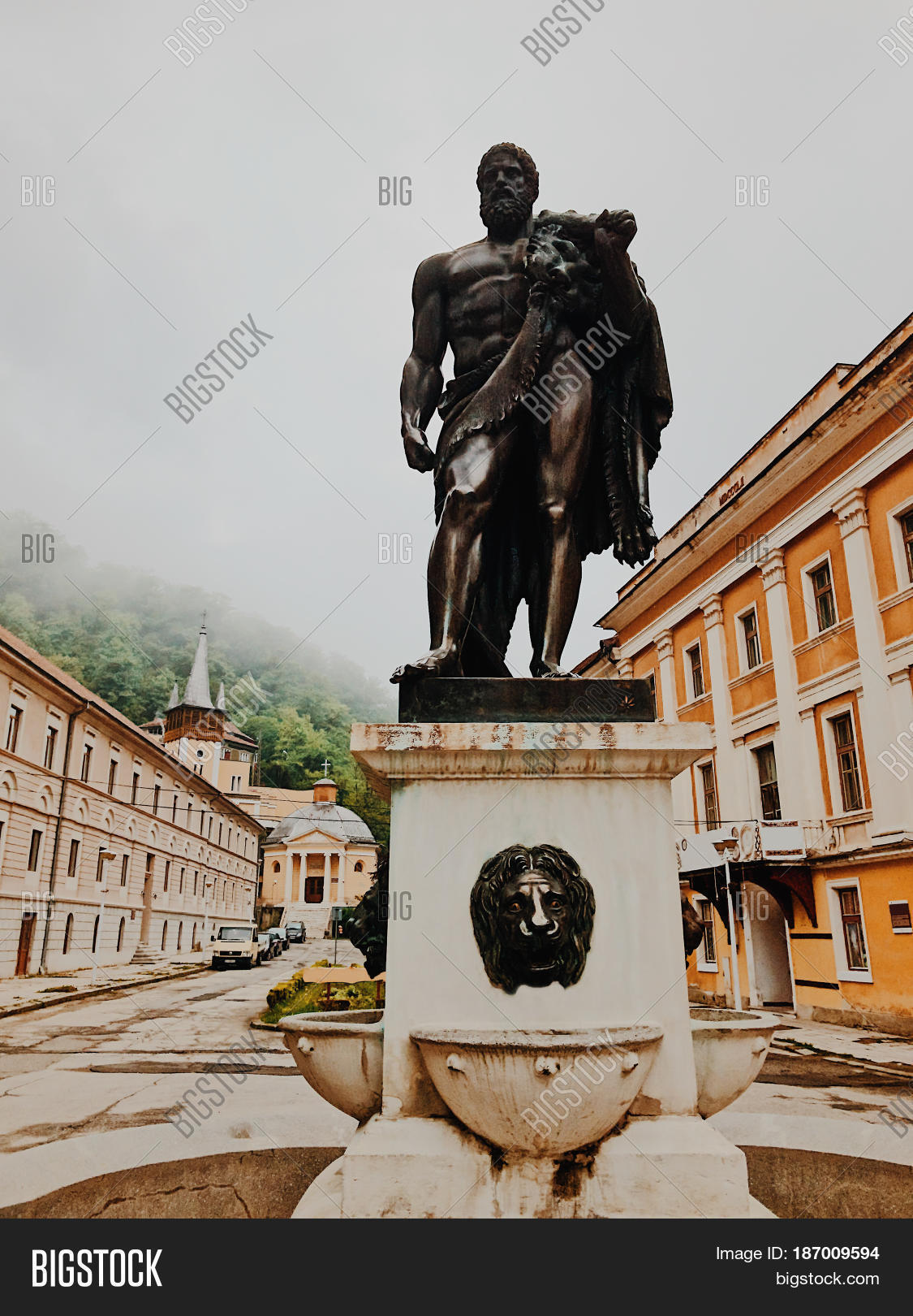 Famous Statue Hercules Image & Photo (Free Trial) | Bigstock